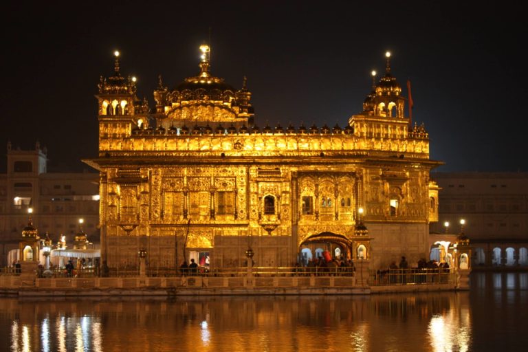 15 Beautiful Golden Temple Images Taken By Pro Photographers - Live ...
