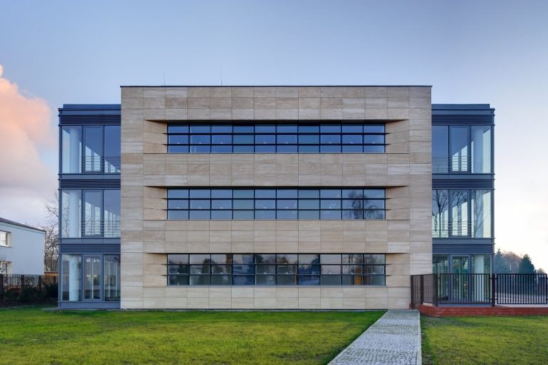 25+ Small Modern Commercial Building Design Ideas - Live Enhanced