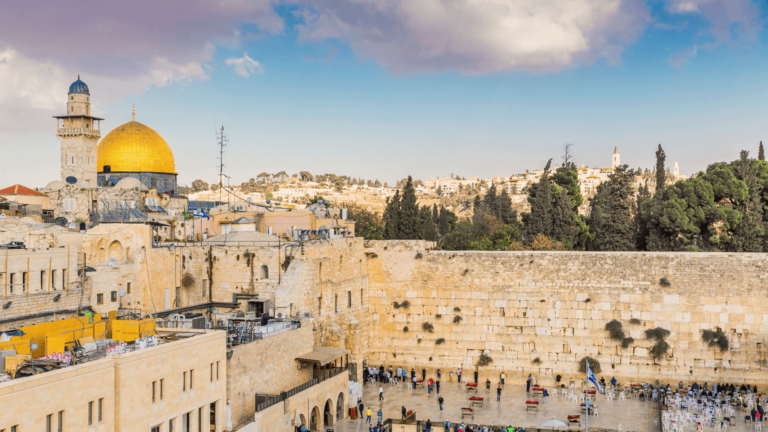 50+ Most Famous Historical Landmarks In the World - Live Enhanced