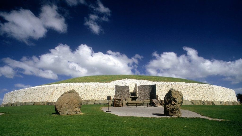 50+ Most Famous Historical Landmarks In the World - Live Enhanced