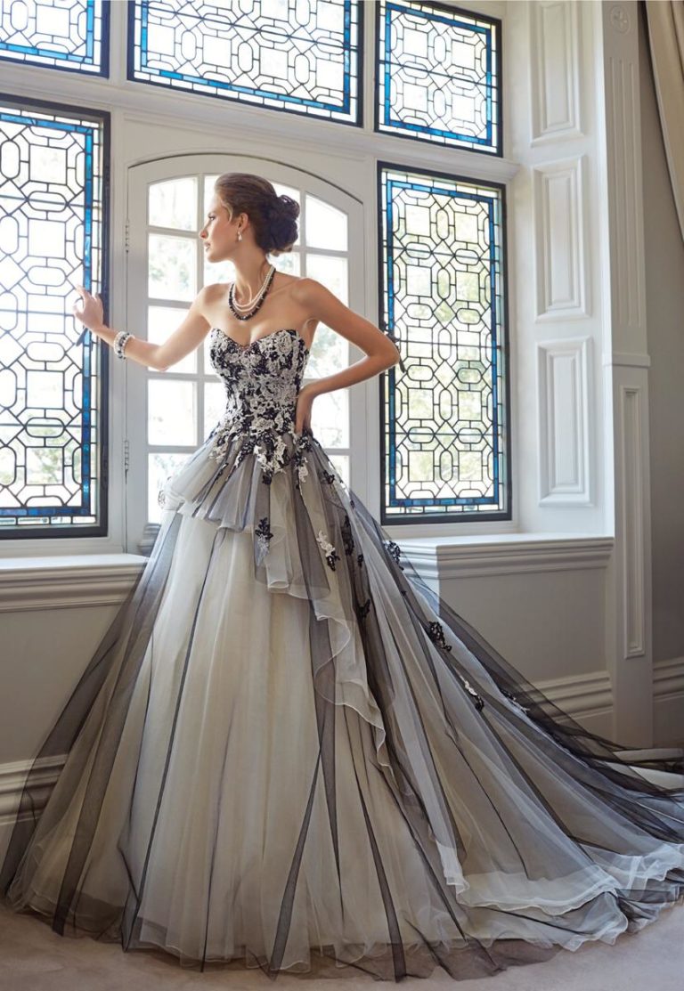Best Designer Wedding Gowns and Dresses - Live Enhanced