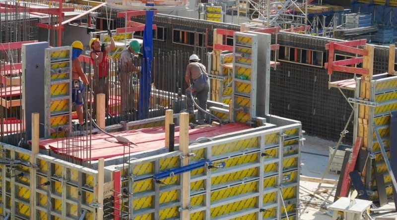 Tips for Builders to Construct Sturdy Structures - Live Enhanced