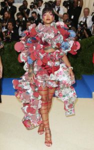 World Weird Fashion Outfits in Fashions Shows - Live Enhanced