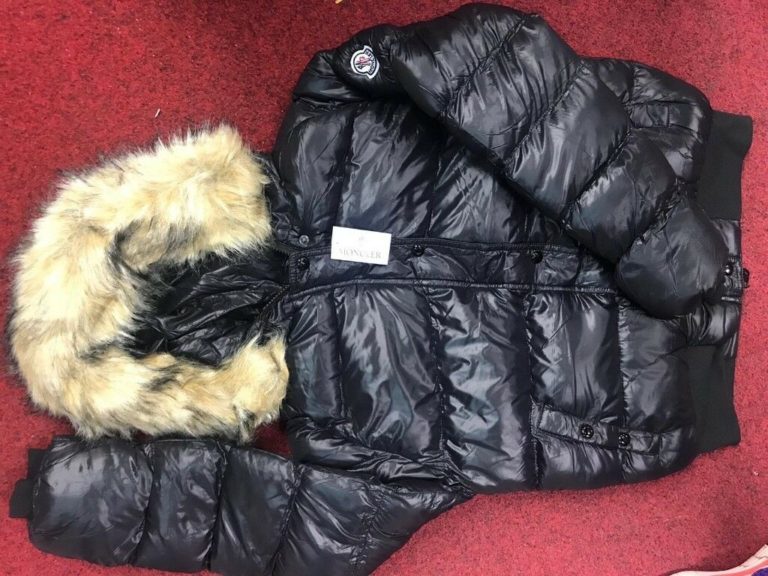 Modern and Stylish Winter Jacket Designs for Women - Live Enhanced