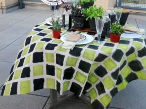 Stunning Table Cloth Designs Ideas to Decor Your Dining Table