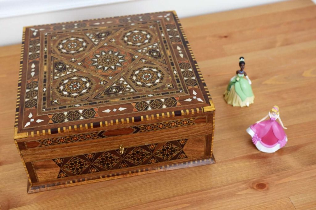 Mesmerizing and Attractive Marquetry Art Design Ideas - Live Enhanced