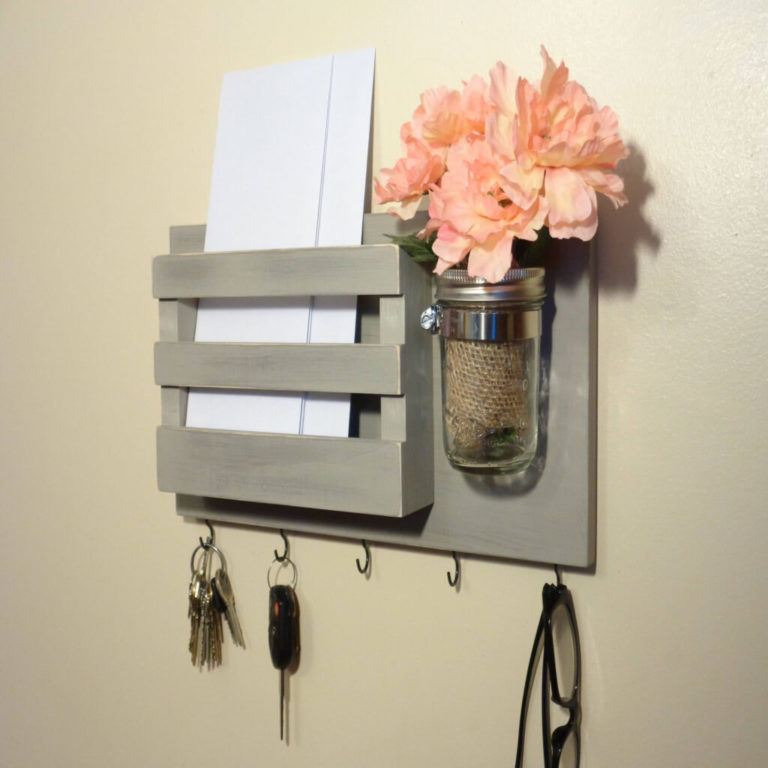 Decorative Key Holder Design Ideas for Your Home