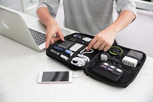 How to Travel with Computer Accessories: Top 5 Tips From Experts - Live ...