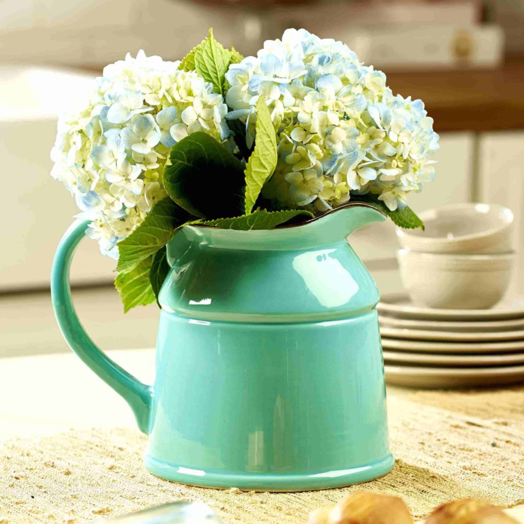 Amazing Design Ideas for Decorative Flower Vase - Live Enhanced