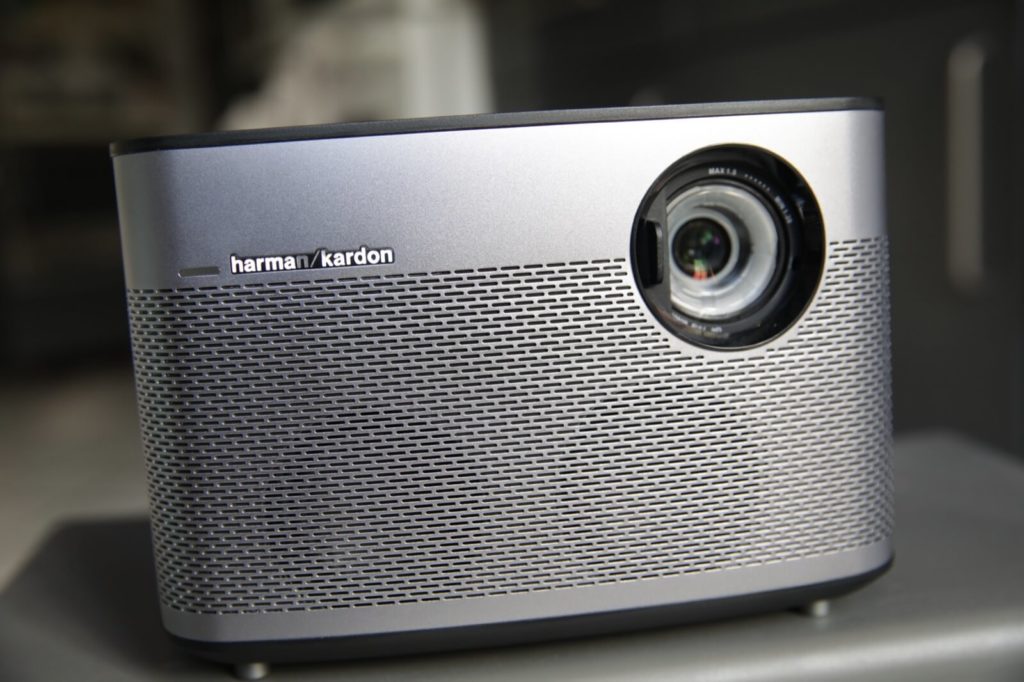 Top Best and Smart Outdoor Projectors in 2020 - Live Enhanced