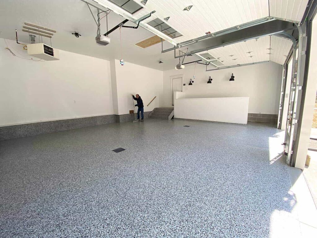 6 Reasons Why You Should Hire A Professional To Fix Your Garage