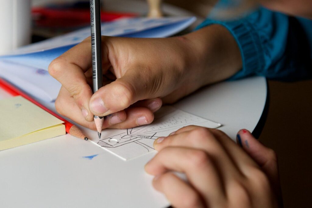 7 Ways to Improve Your Drawing Skills - Live Enhanced