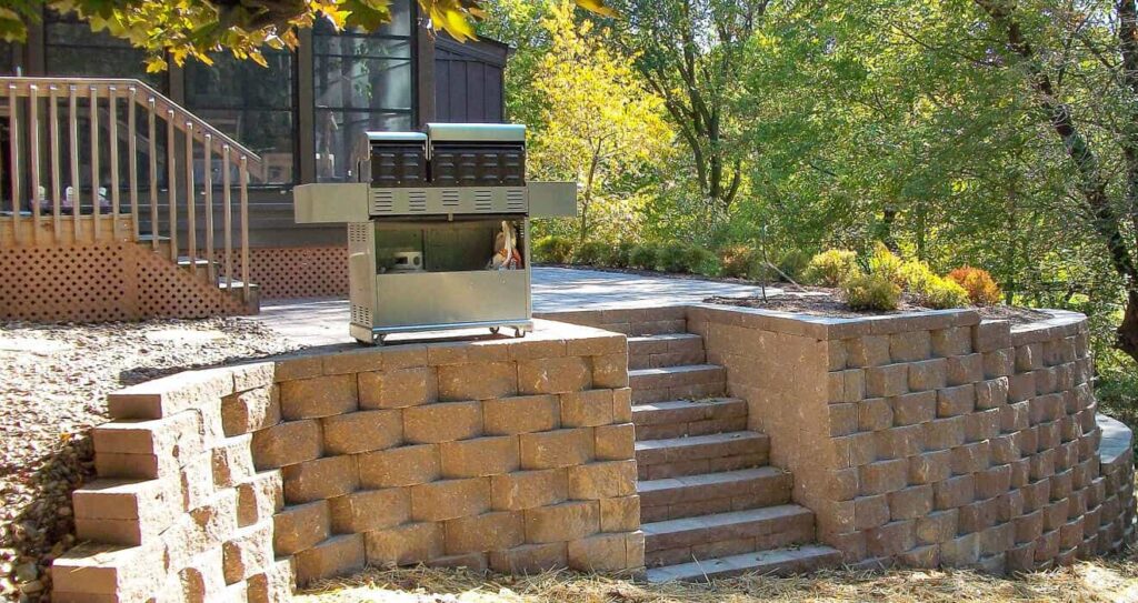 Tips to Keep in Mind to Build Strong Retaining Walls - Live Enhanced