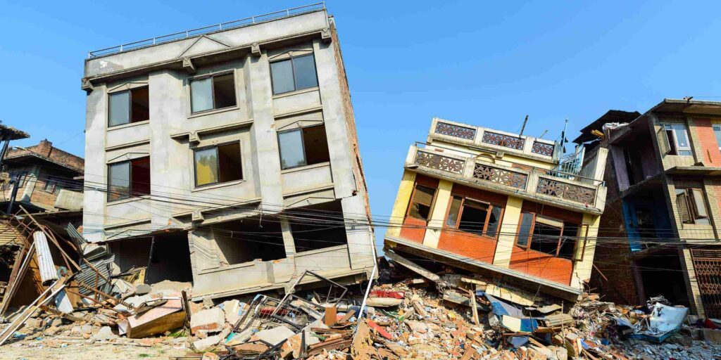 How to Prepare Your Home for an Earthquake - Live Enhanced