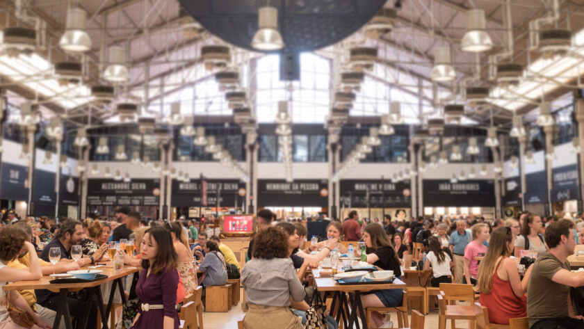 3 Ways Restaurants Can Diversify Their Revenue Streams