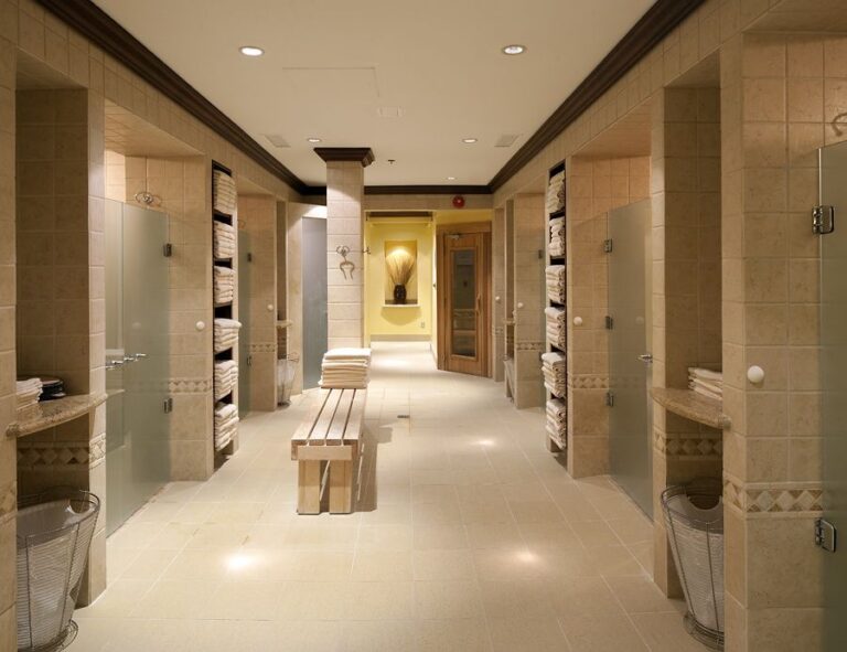 Pool Changing Room Decorating Ideas - Live Enhanced