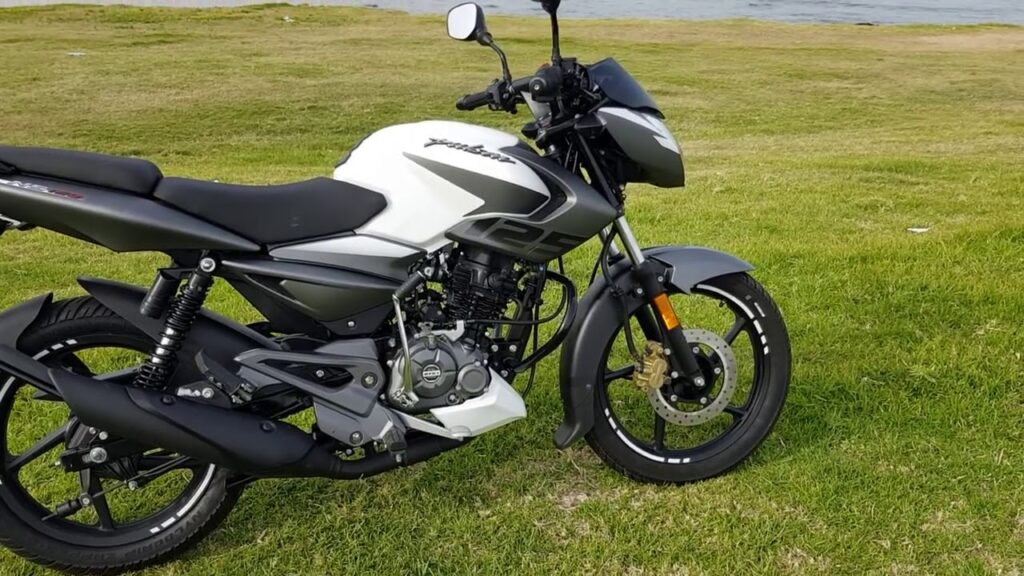 Budget Bikes, Big Thrills: Top 5 Bikes Under 5 Lakh in India