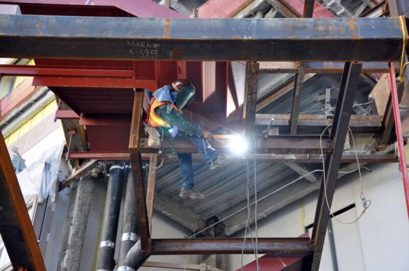 On-site Safety: Best Practices for Steel Installation - Live Enhanced