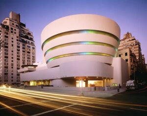 21 Iconic and Weird Buildings in NYC That You Must See!